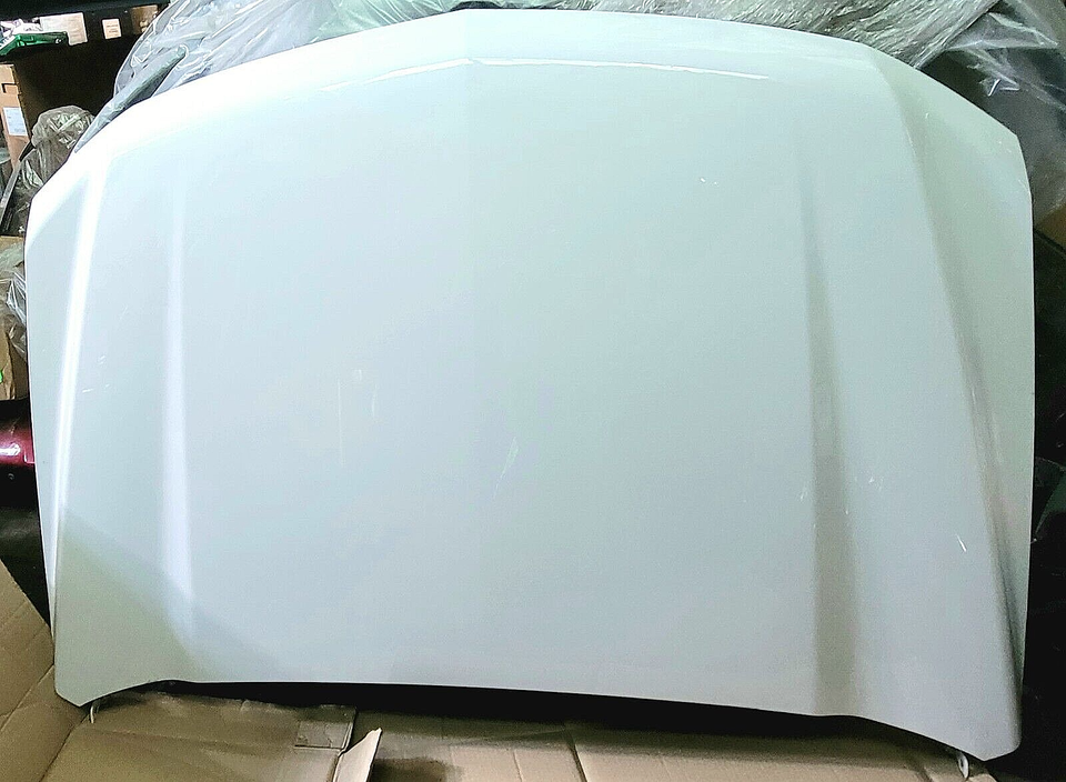 2015 - 2020 Chevy Tahoe/Suburban Hood (OEM) SUMMIT WHITE # 22756628/ ...