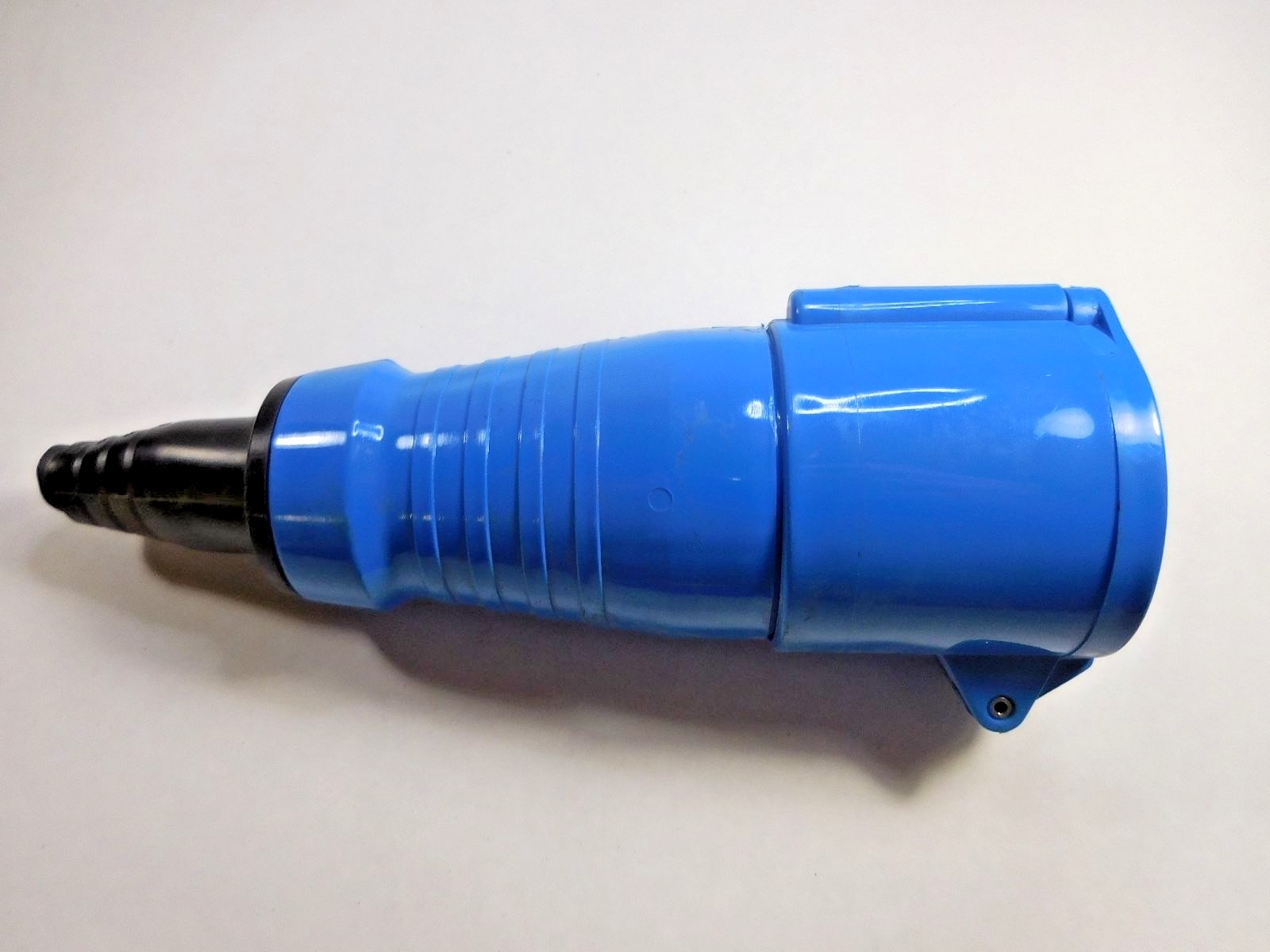 Interpower 84332201 32A-6h/200/250V 2P+ 30A/250VAC Connector (Set of 2 ...