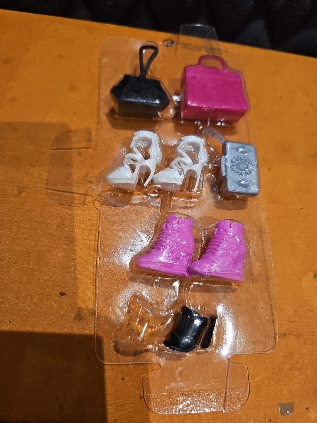 Mattel Barbie Doll Shoes ~ FASHIONISTAS ~ FASHION FEVER PINK Wedge ...