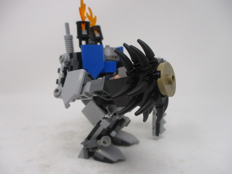 LEGO Black Falcon Castle Mech with Spiked Mace Minifigure included | eBay