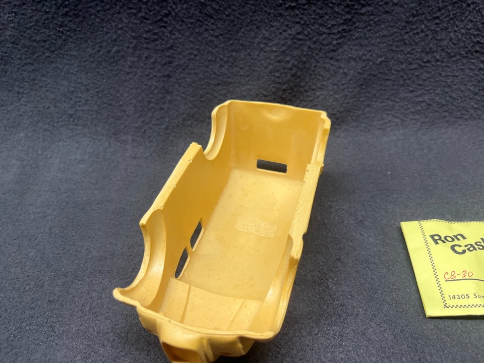 Ron Cash '51 Divco Chopped Top Resin Body Only 1/25 Model Hot Rod ...