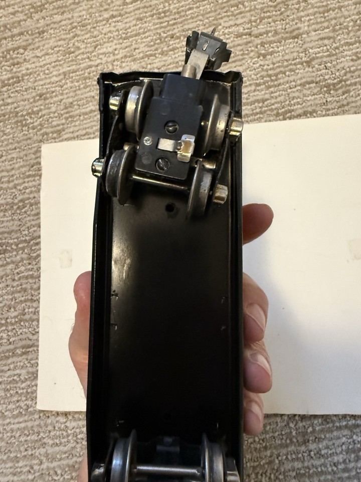 LIONEL Trains 2815 Oil Car SHELL TANK w/ Original Box Vintage See Pics ...