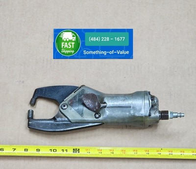 Riveters - Alligator Squeezer