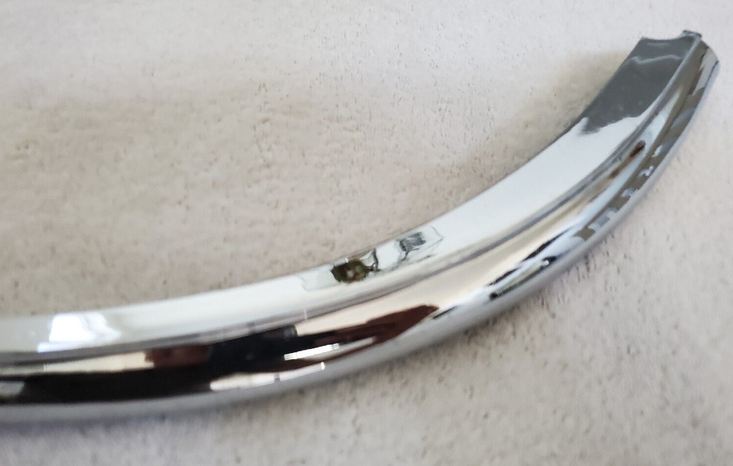 1946-1948 Chrysler RF Fender Grille Center Molding MoPar | 1151920 ...