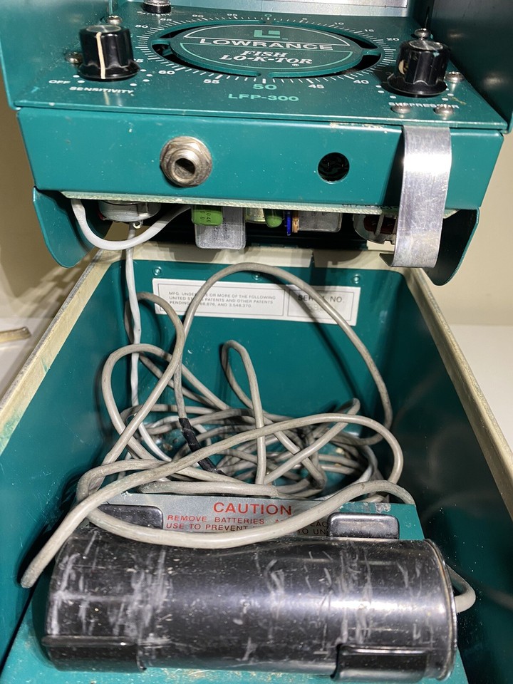 Vintage fish finder fish Lo-K-Tor Lowrance electronics LFP-300 LOCATOR ...