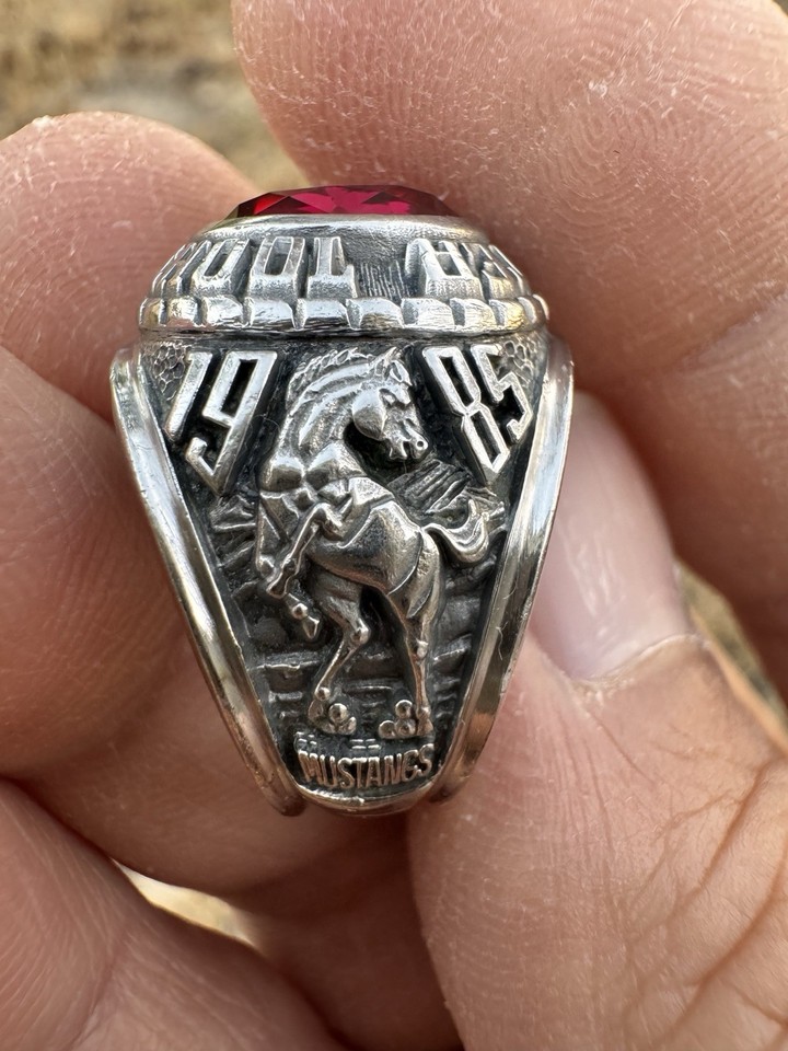 Munster High School Class Ring | eBay