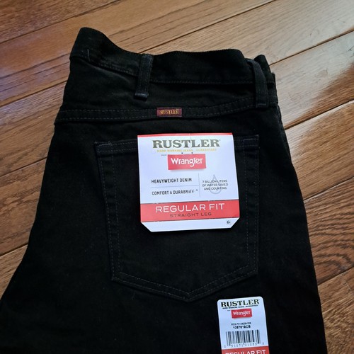 Men's Rustler by Wrangler Regular Fit Straight Leg Jean 100% Cotton ...