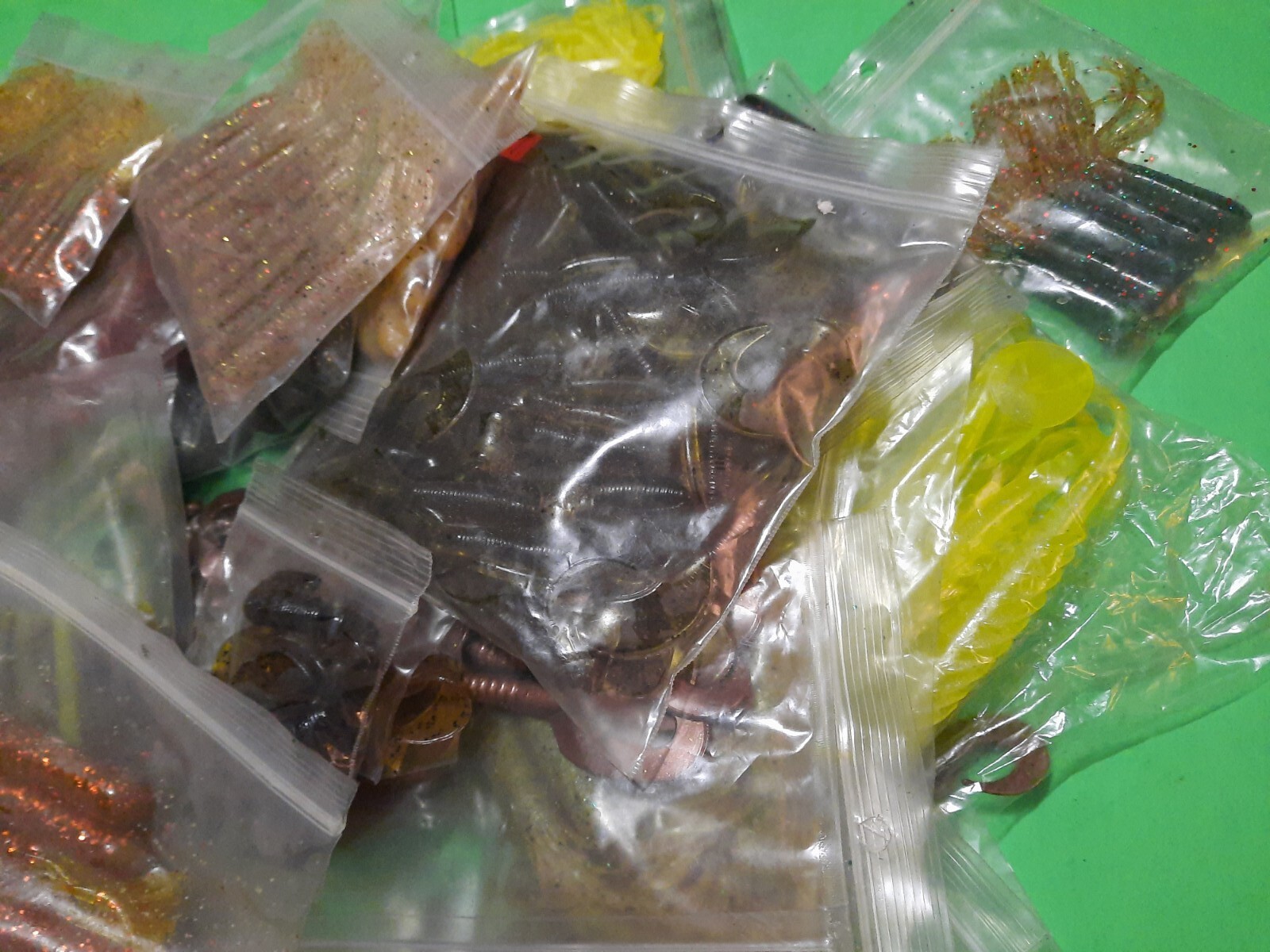 Lot Of 32 Packets Of Mixed Soft Lures Baits Tubes Grubs Worms Lizards ...