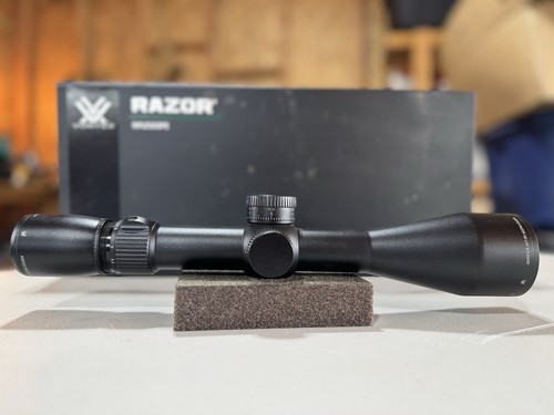 Vortex Razor HD LHT 4.5-22x50 FFP XLR-2 MRAD Riflescope RZR-42202 ...