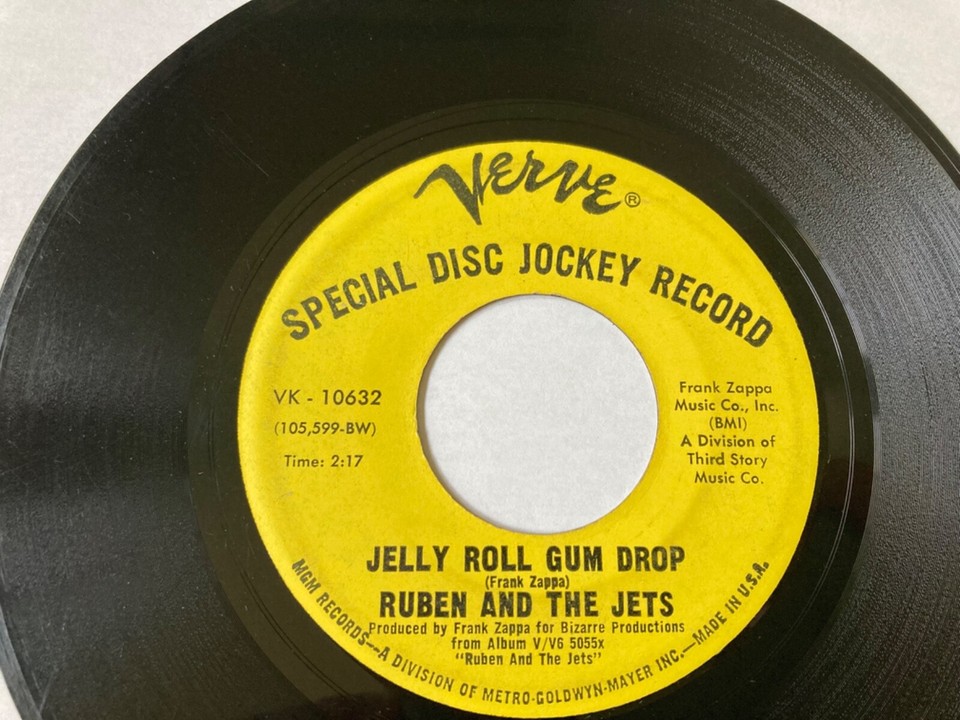 FRANK ZAPPA AND THE MOTHERS OF INVENTION 45 - RUBEN AND THE JETS ...