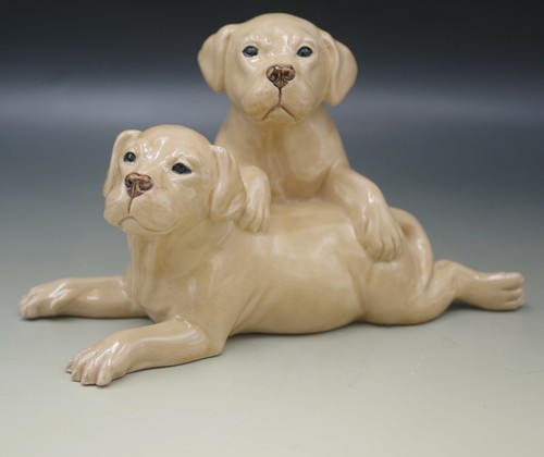 HEREDITIES ENGLAND CHARM OF CREAMWARE LABRADOR PUPPIES FIGURINE | eBay