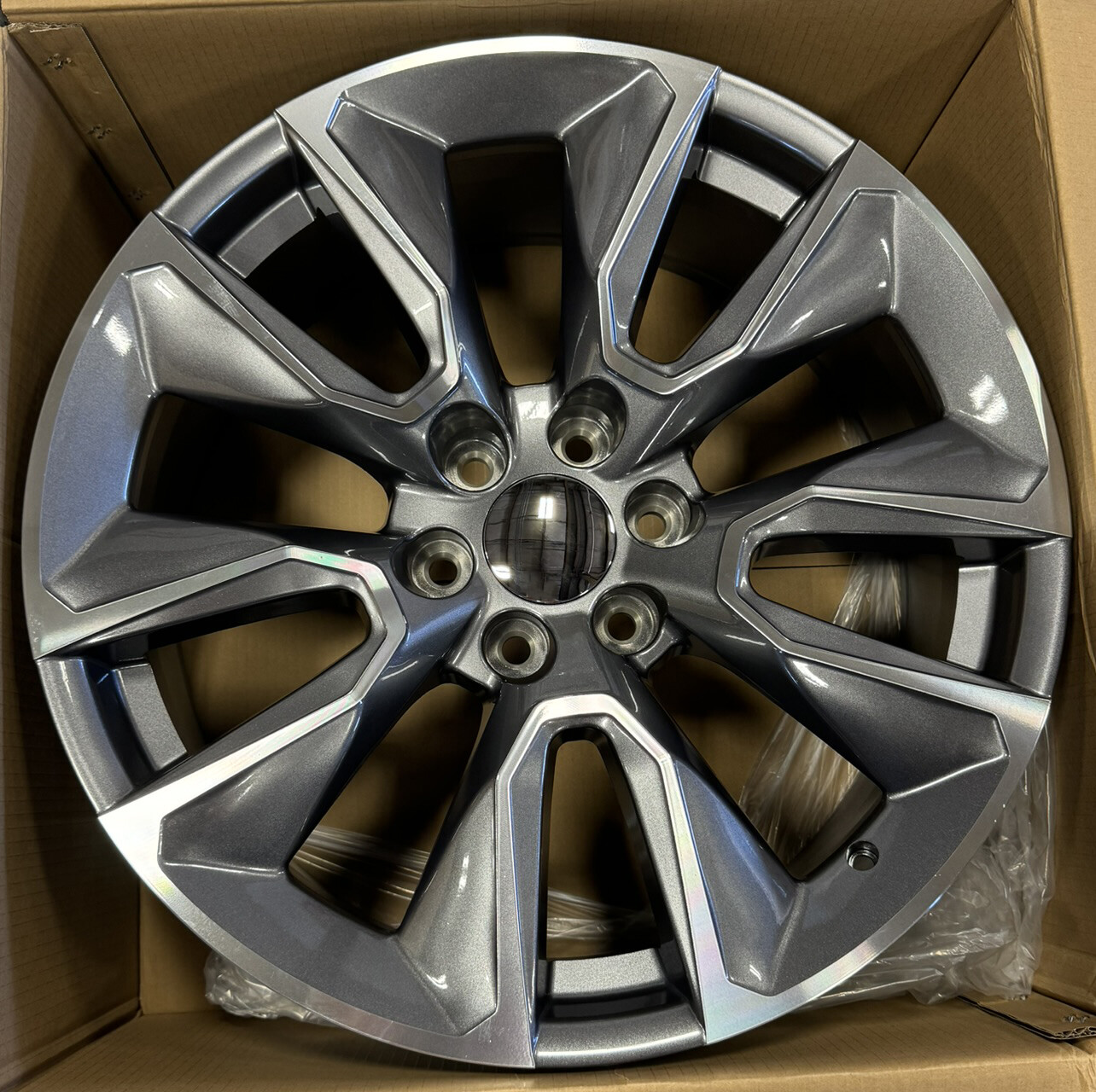 Gunmetal And Machine 22" RST Wheels Blackhawk R/T Tires Chevy Tahoe ...