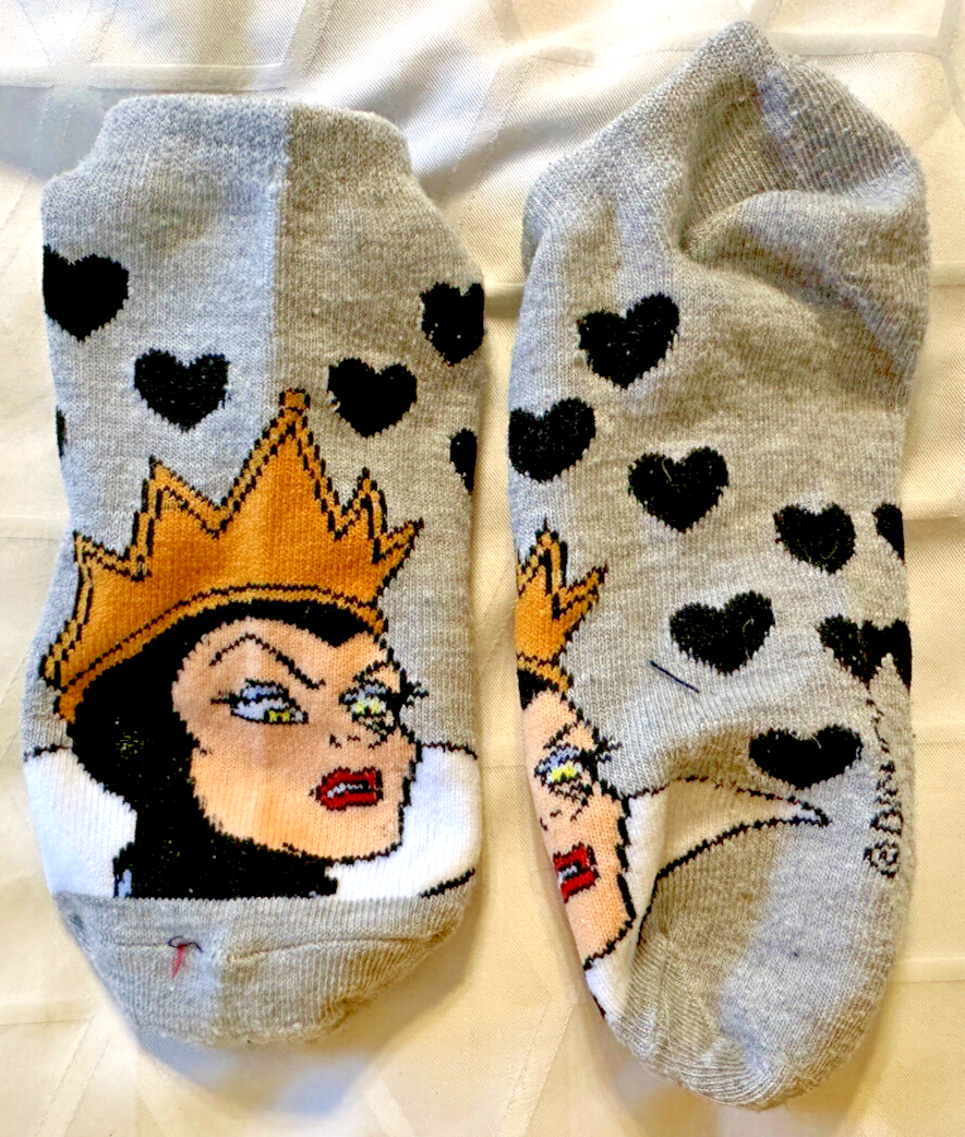 DISNEY EVIL QUEEN PAIR OF SOCKS snow white & the seven dwarfs | eBay