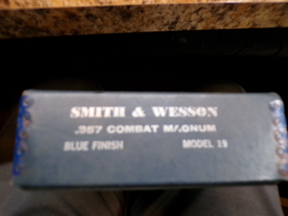 Smith & Wesson 2 Pc Revolver Vintage 1970's Blue Gun Box Very Good ...