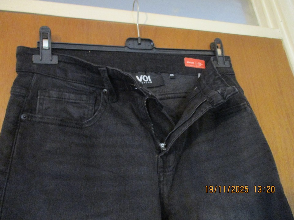 VOI JEANS MEN'S BLACK STRETCH SKINNY JEANS SIZE 32 WAIST 32 IN LEG 31 ...