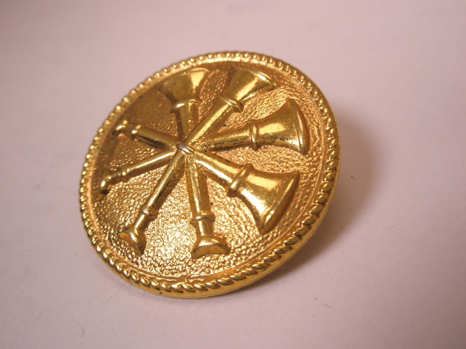 FD Firefighter Assistant Chief Rank Vintage Screw Bac… - Gem