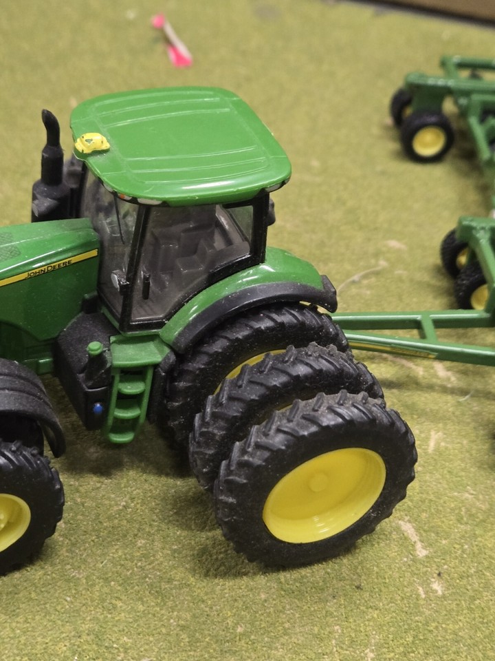1/64 ERTL JOHN DEERE 1895 Air SEEDER SET /8400R TRACTOR/ FARM | eBay