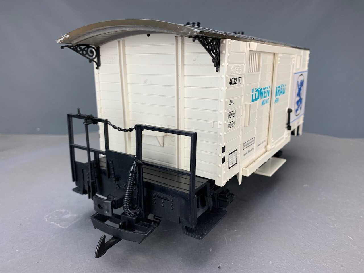 G Scale LGB 4032L Löwenbräu Munchen Beer Reefer Car Metal Wheels G0596 ...