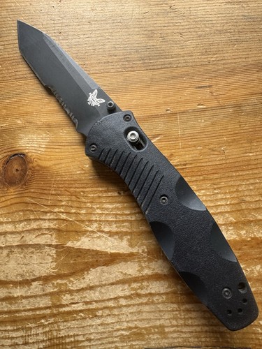 Benchmade Barrage 583 Tanto 1/2 Serrated 154cm DLC Finish Knife Osborne ...