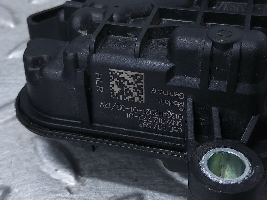 Volkswagen T-Roc 2020 water pump control actuator 05E907593 04E907593 ...