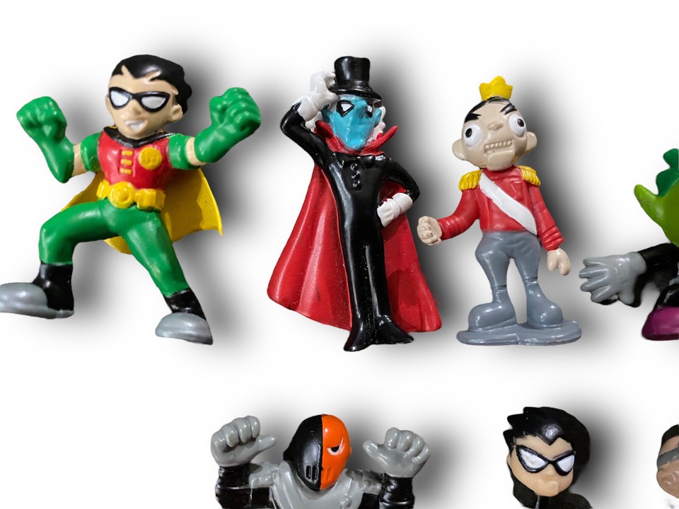 Teen Titans Go 1.5” Mini Figures- Robin Gizmo Mephisto Slade Puppet ...