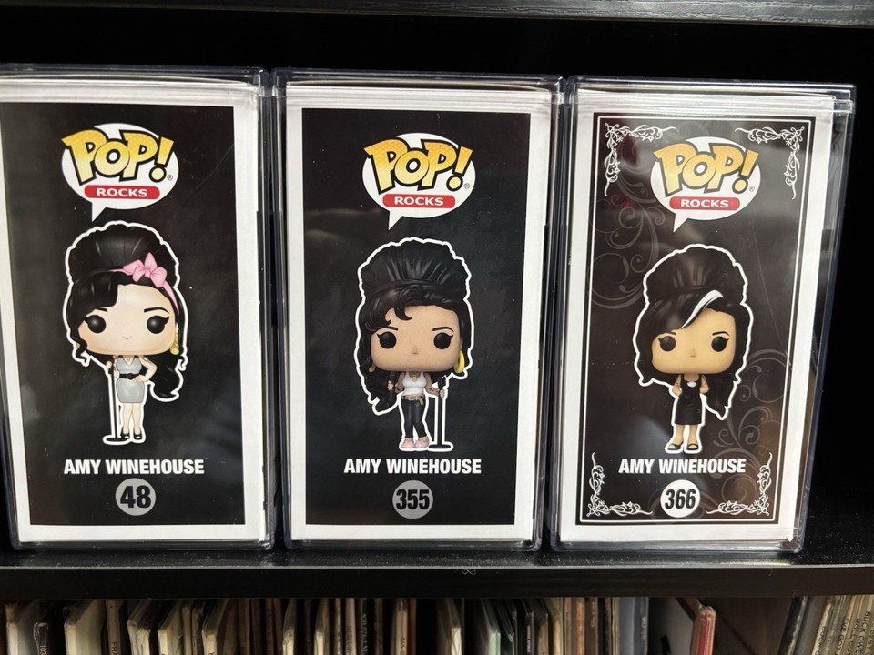 3 Pop! Funko Amy Winehouse Vaulted UV Protection Cases Included! | eBay