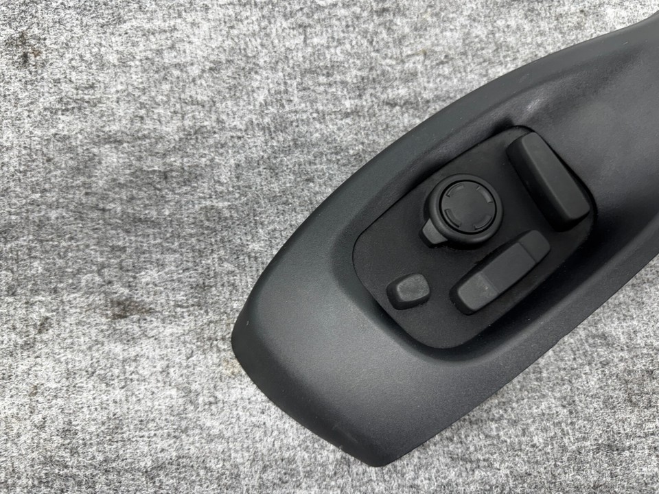 FRONT LEFT DRIVER SEAT SWITCH CONTROL GX7314B566 JAGUAR F PACE (2017 ...