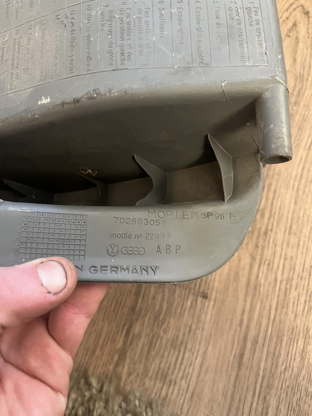 Volkswagen VW Transporter T4 Early fuse box dashboard storage pocket ...