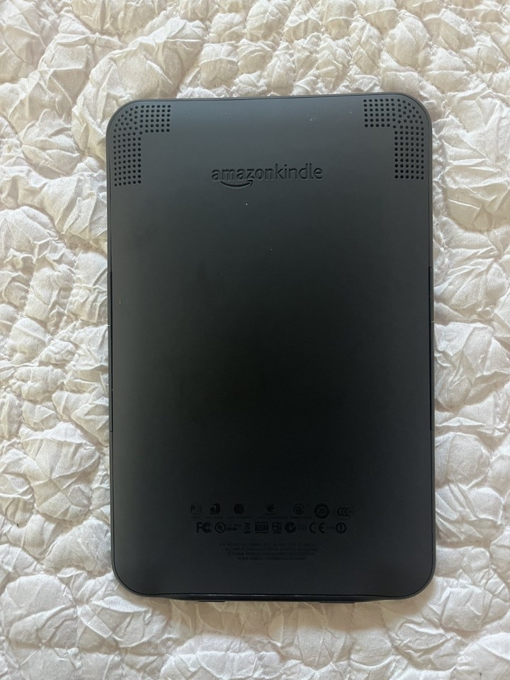 Amazon Kindle (3rd Generation), D00901, WI FI, E READER COLOR GRAY | eBay