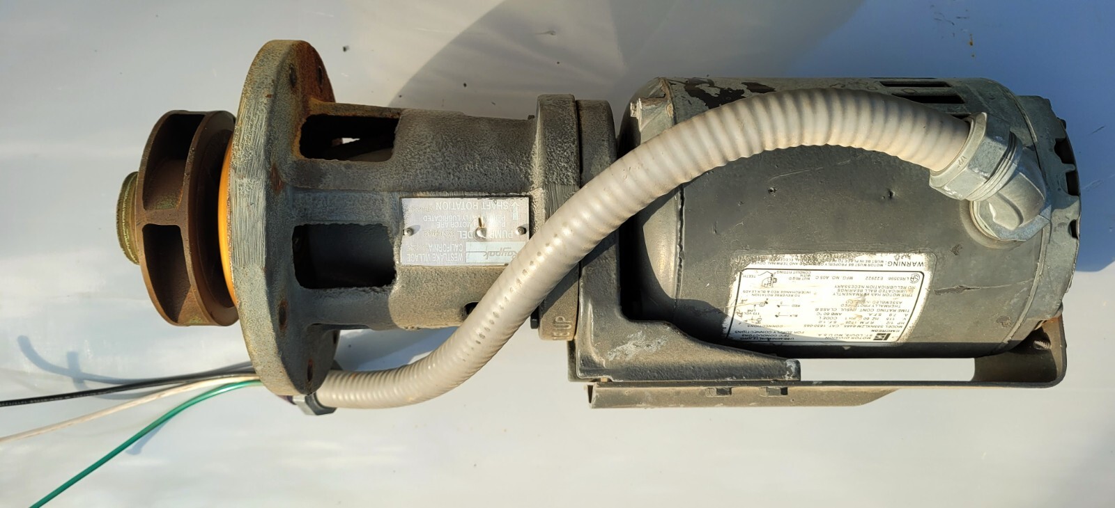 EMERSON MOTOR S55NXLZM-6465 CAT 1630-065 ATTACHED TO RAYPAK PUMP 951082 ...