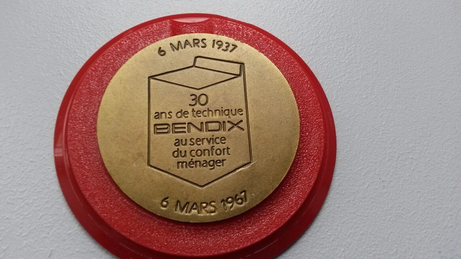MEDAILLE anniversaire 1ERE MACHINE A LAVER LE LINGE BENDIX | eBay