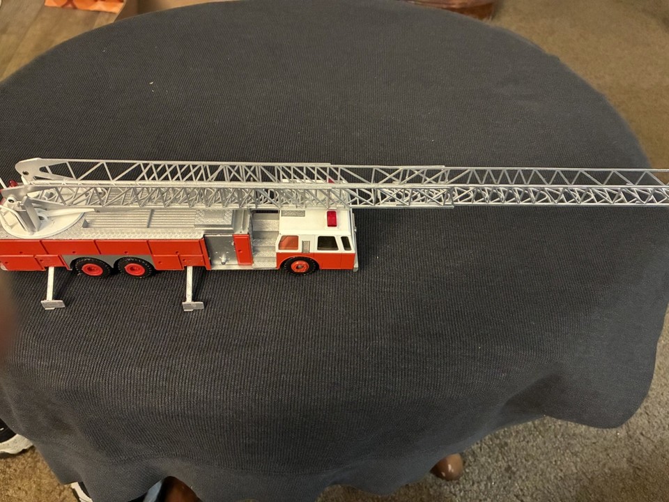 Conrad 5504 Aerial Hook Ladder Fire Truck Engine Collector Toy 1/50 W ...