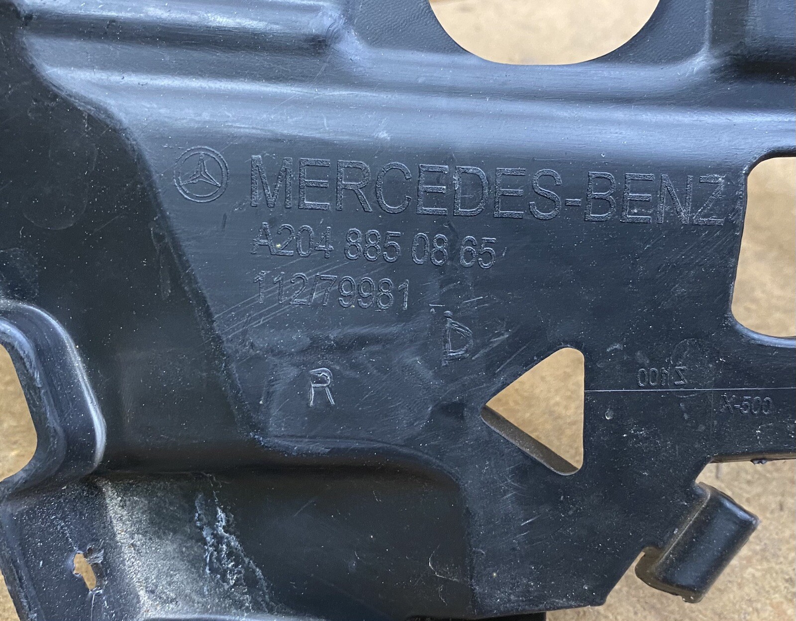 2007-2014 MERCEDES BENZ W204 FRONT HEADLIGHT BRACKET RIGHT SIDE ...