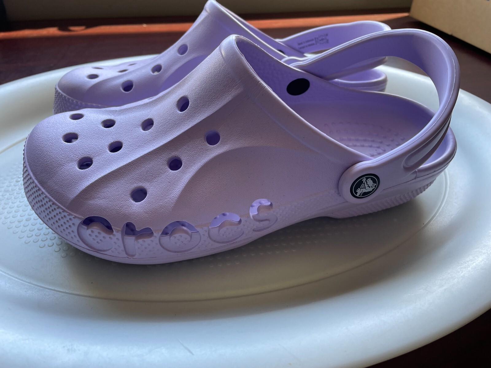 CROCS CLOG SANDAL SHOE WATERPROOF WOMENS SIZE 9 LILAC… - Gem