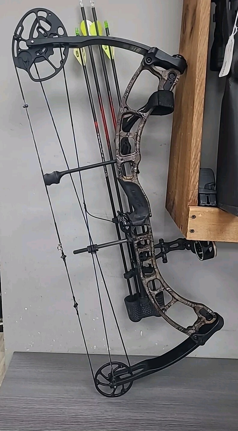 Quest G5 Forged Compound Bow 40-70 CAMO HUNTING | eBay