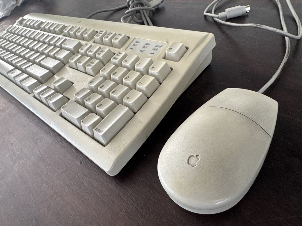 Vintage Apple Design Keyboard M2980 And Mouse M2706! Tested! Both Work ...