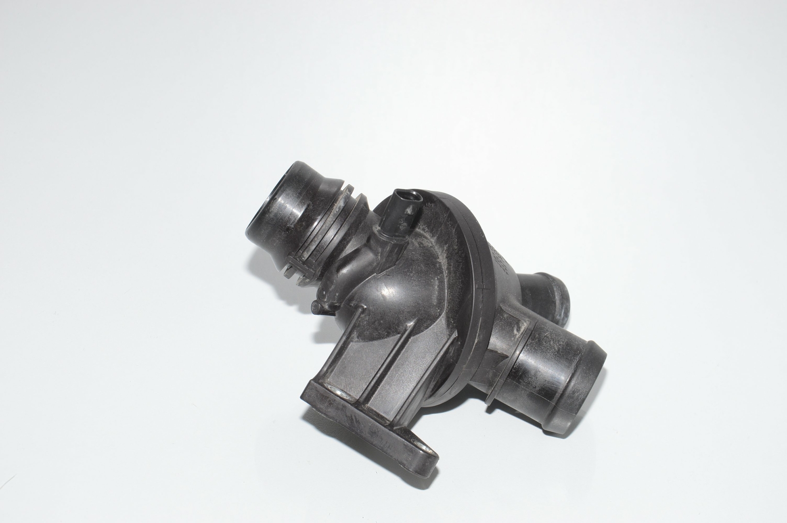 BMW F34 328i F20 F21 F30 F31 F10 F11 Thermostat 7633476 8635689 8648791 ...