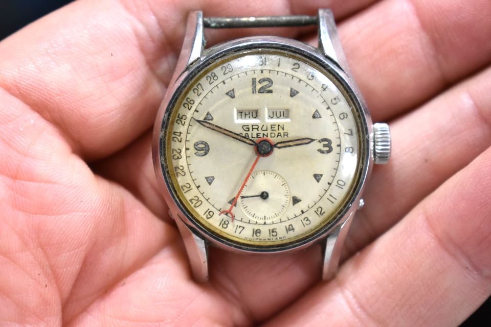 Vintage Gruen Rare Pointer Date Triple Calendar 30.90mm Case Wrist ...