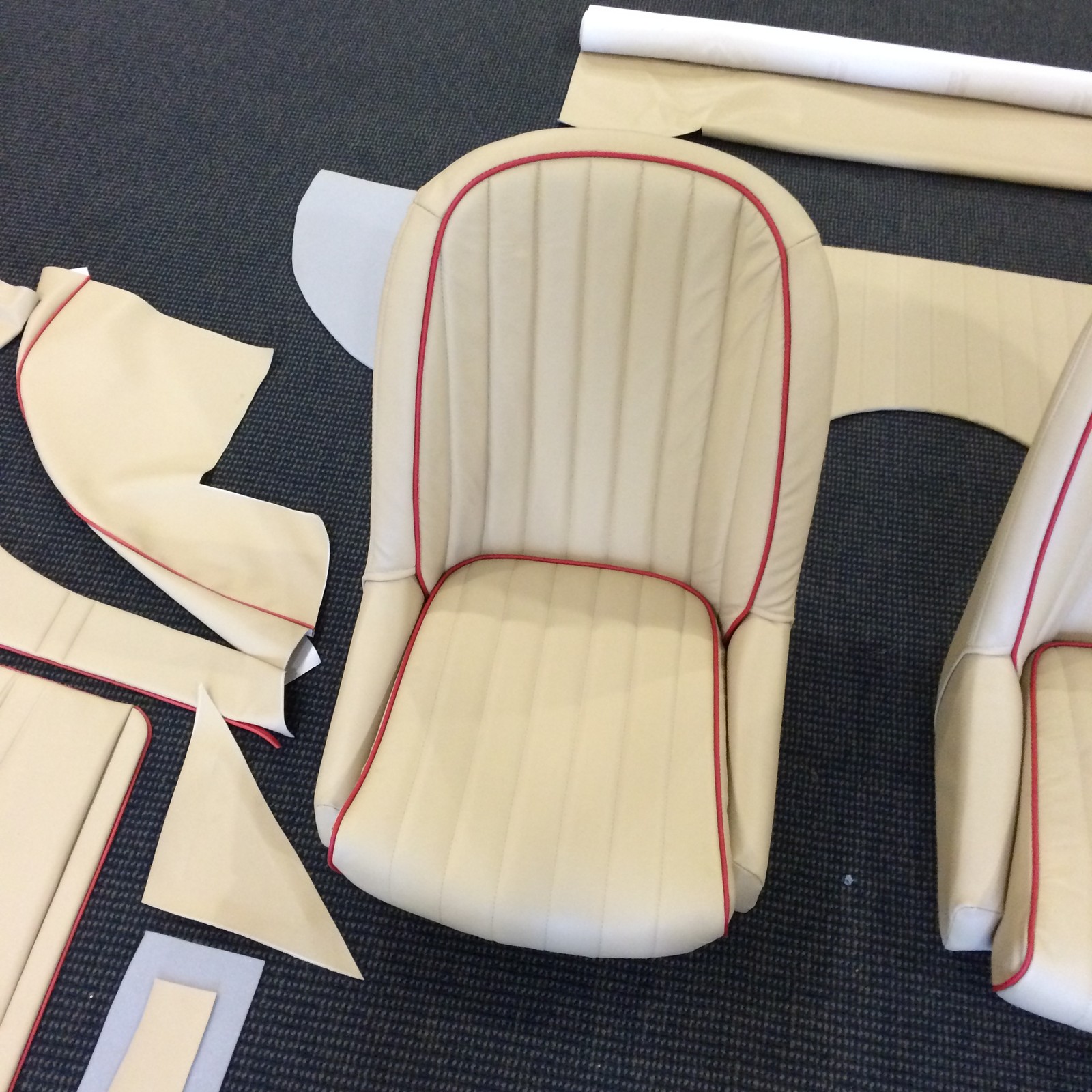 New Triumph TR4 TR4A TR250 TR6 Buckingham Rallye Interior kit Bisque w ...