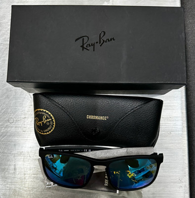 Ray-Ban Men's RB4264 Chromance-Matte Black/Polarized Green Mirrored ...