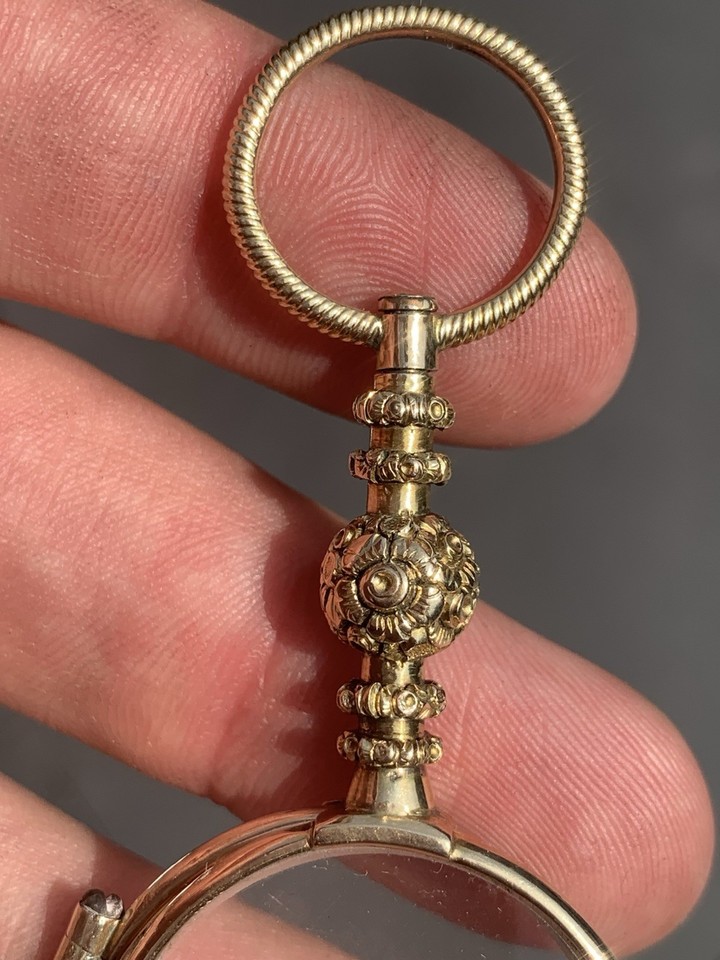 Georgian 9ct gold cased opening magnifying glasses, 18th Century, 20.2 ...