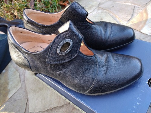 Think Walking Womens Shoes 7.5 narrow | eBay