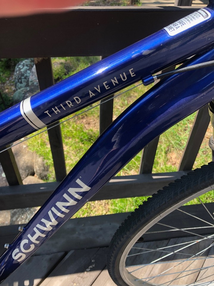 Schwinn Third Avenue 700C/18.5" Blue Mountain bike Local pickup only | eBay