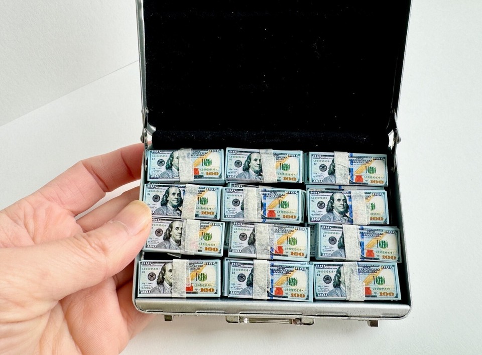 1:6 miniature Suitcase gold bar cash casino cigarette handcuff gun ...