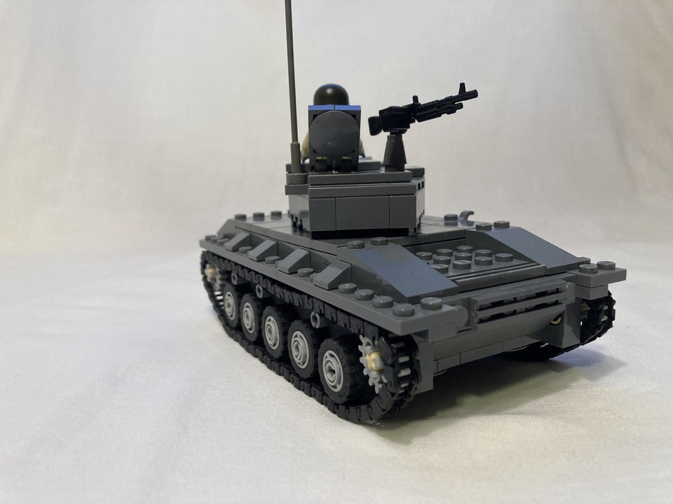 Brickmania M24 Chaffee American Light Tank Minifigure Battle of the ...