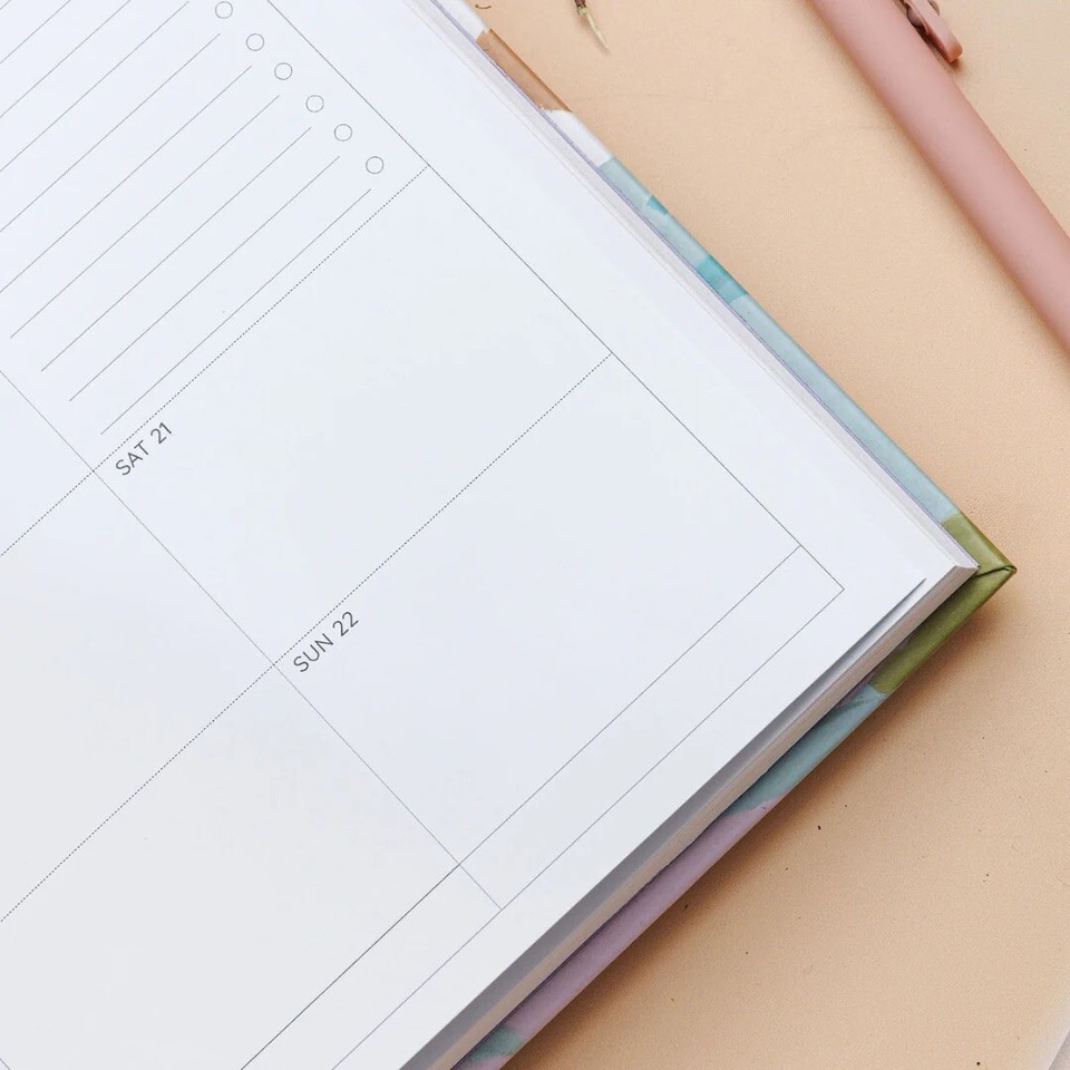 Mrs Edgar Wild Daisies 2025 Classic Weekly Teacher Planner Diary | eBay