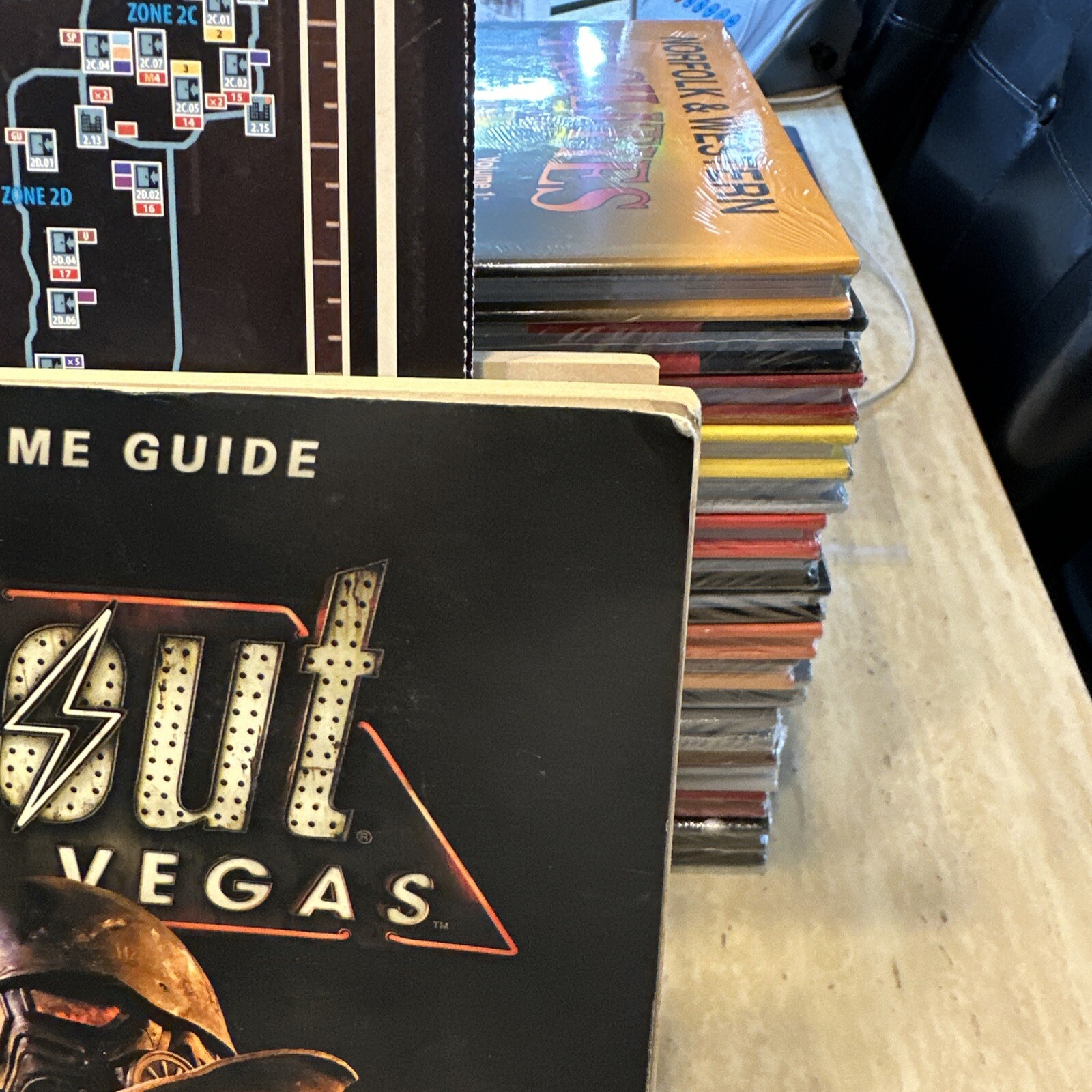 Fallout: New Vegas Official Strategy Guide(Prima, 2010) w/Map | eBay