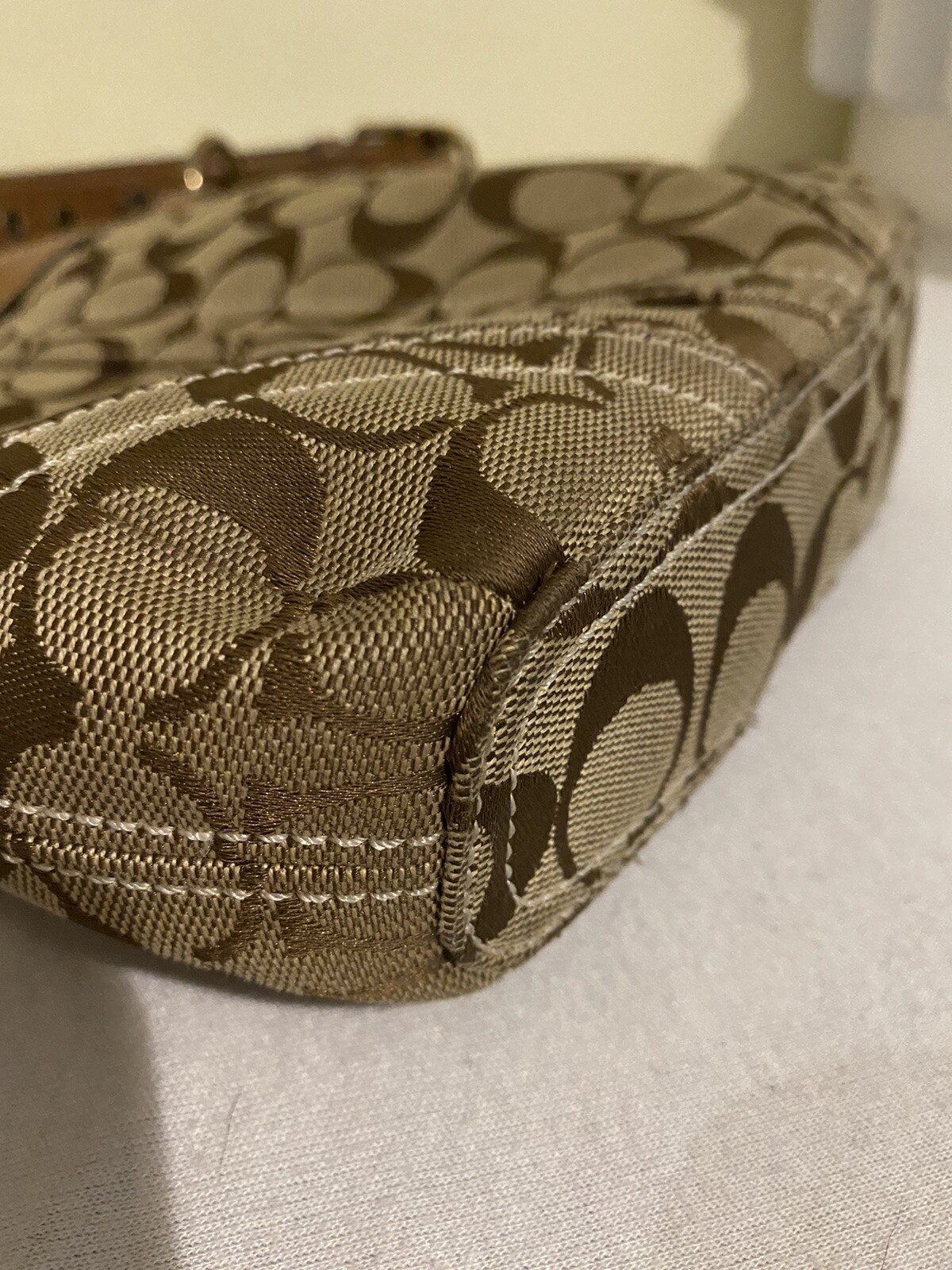 Coach Signature 10402 Crossbody Purse Shoulder Bag wi… - Gem