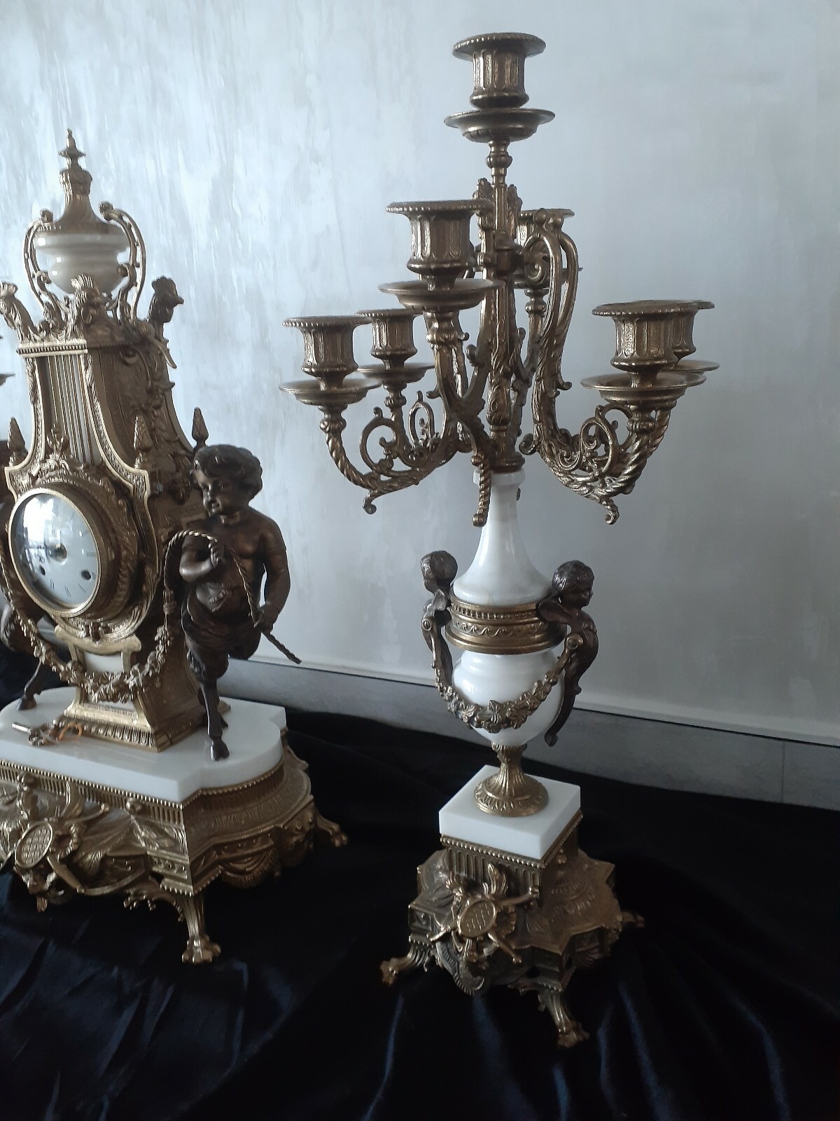 Brevettato Mantle Clock with 2 Brevettato Candelabras Brass White ...