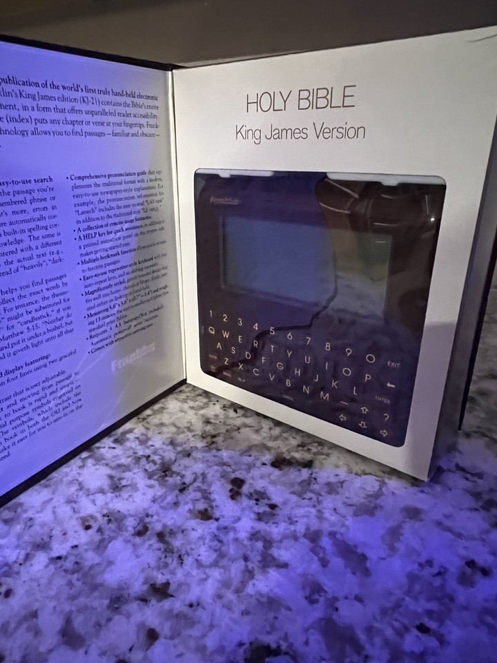 Vintage Franklin Electronic Holy Bible King James Version KJV KJ-21 ...